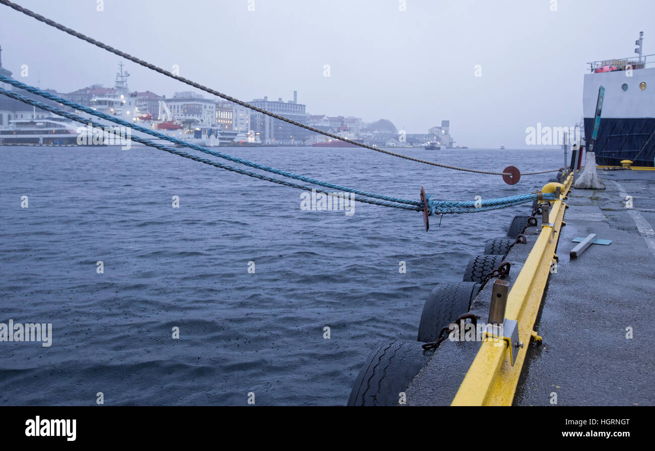 Bergen, Norway. 12th January, 2017. Norwegian weather: UNESCO World ...