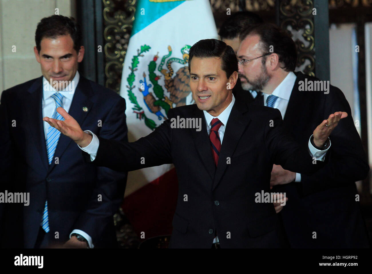 Negotiations with mexico u s hi-res stock photography and images - Alamy