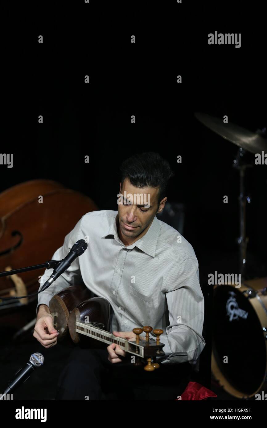 Iranian singer hi-res stock photography and images - Alamy