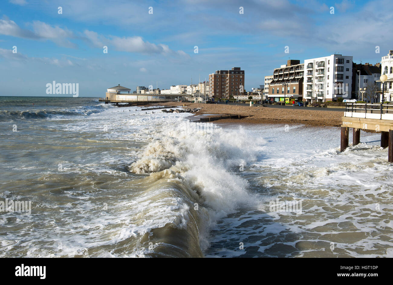 Worthing town seafront hi-res stock photography and images - Alamy