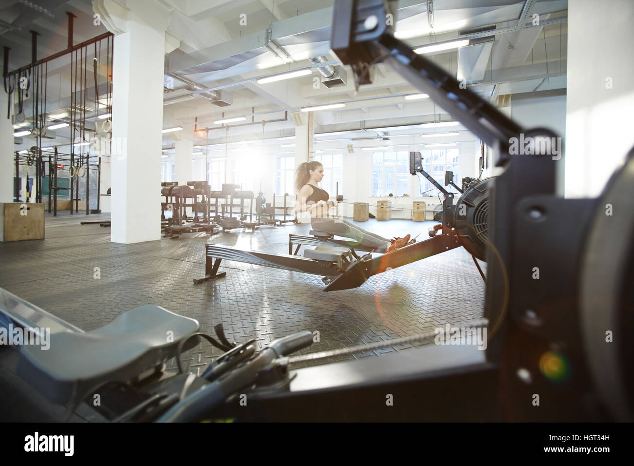 Rowing machine cardio hi-res stock photography and images - Alamy