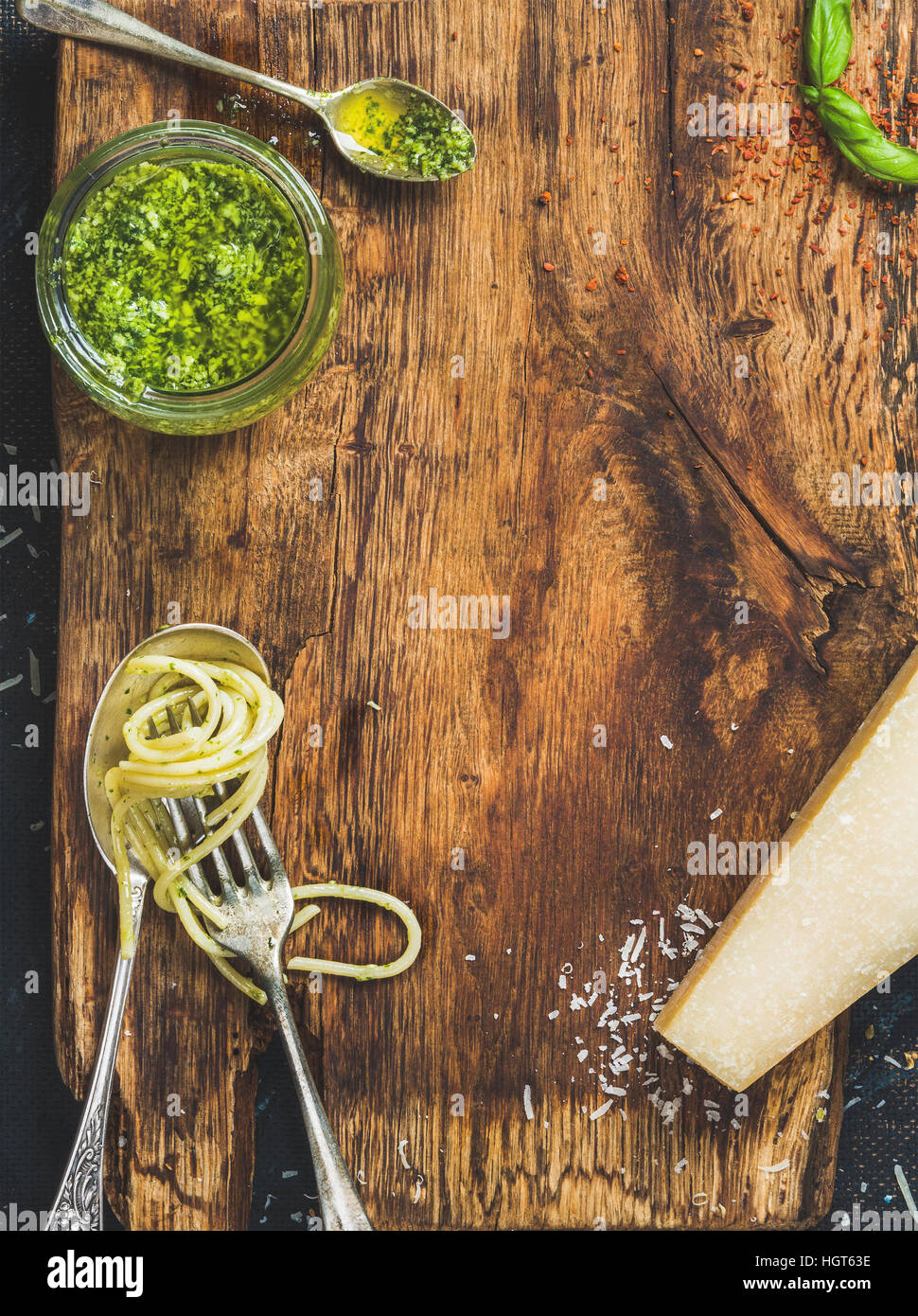 Italian cuisine cooking background, rustic wooden board texture Stock ...