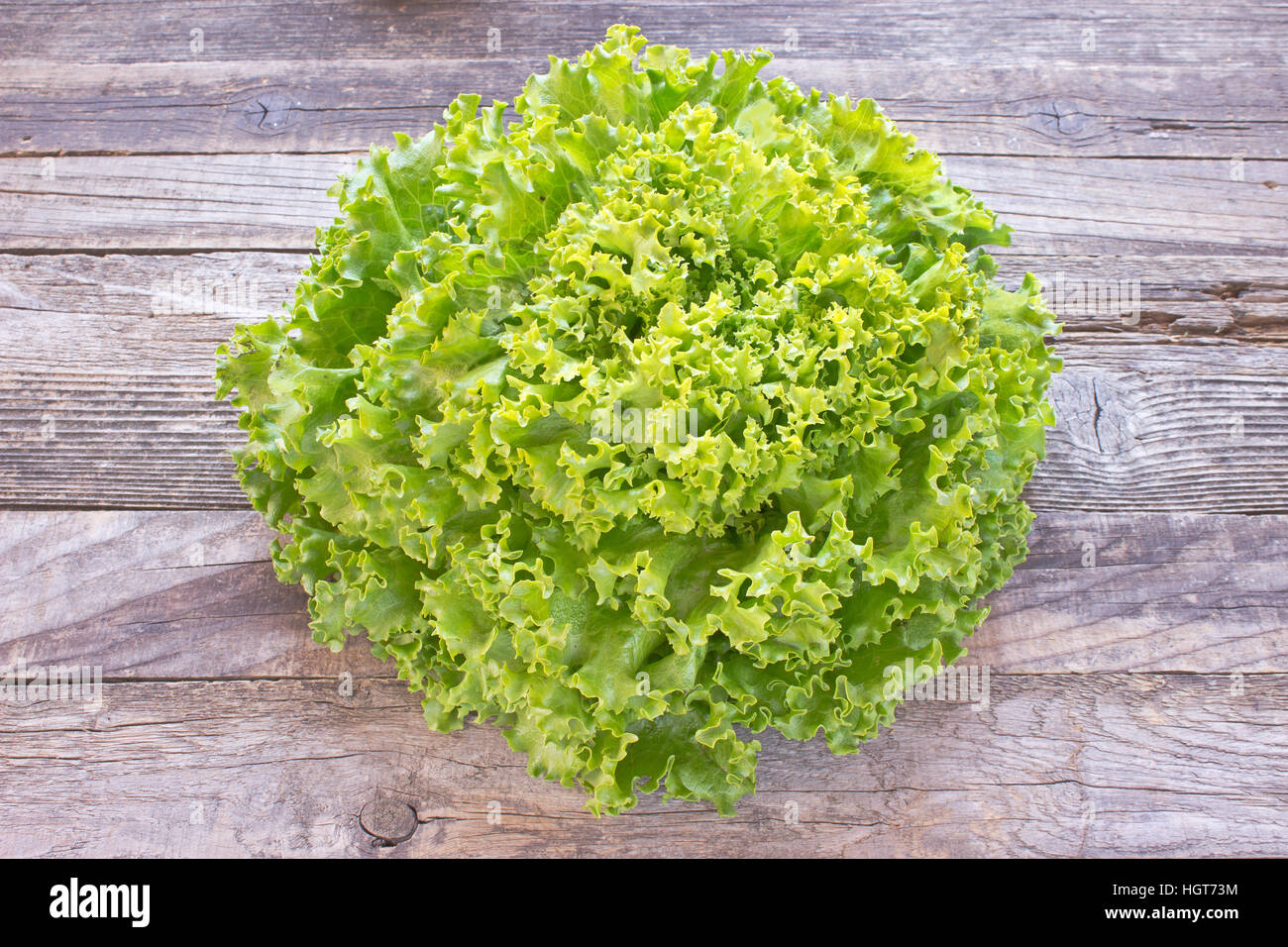 Wooden lettuce hi-res stock photography and images - Alamy