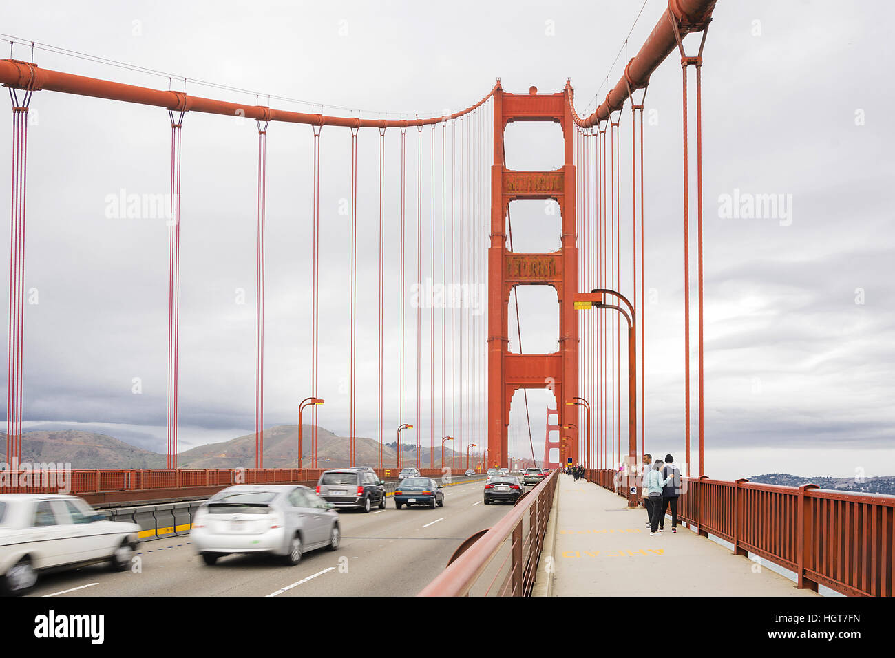 Pedestrian and auto traffic, Golden Gate Bridge Stock Photo - Alamy