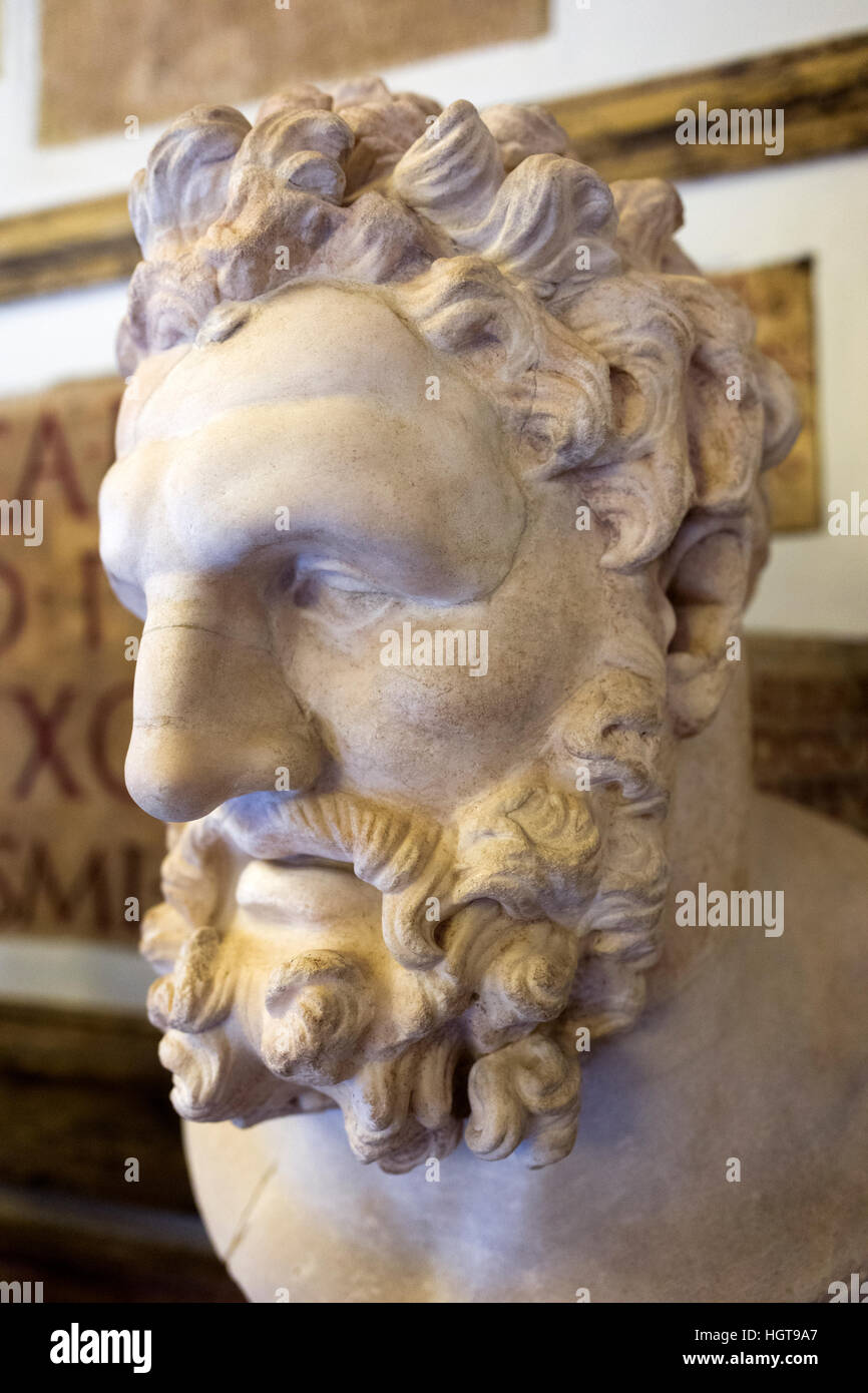 Hall of emperors capitoline museum hi-res stock photography and images ...