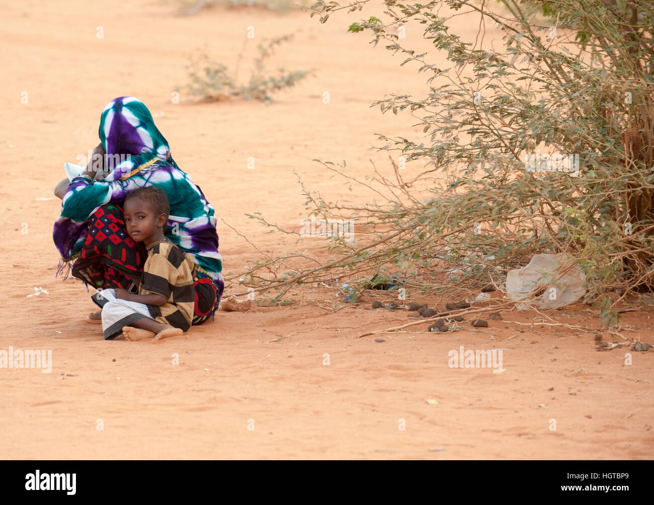 Somalian refugees arrive for processing at the Dadaab refugee camp on ...