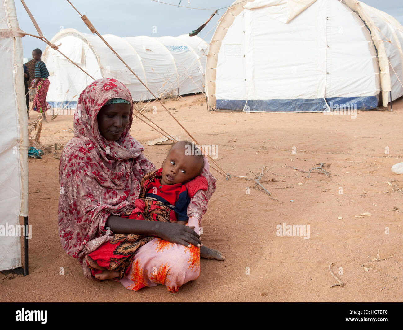 Starving child somalia hi-res stock photography and images - Alamy