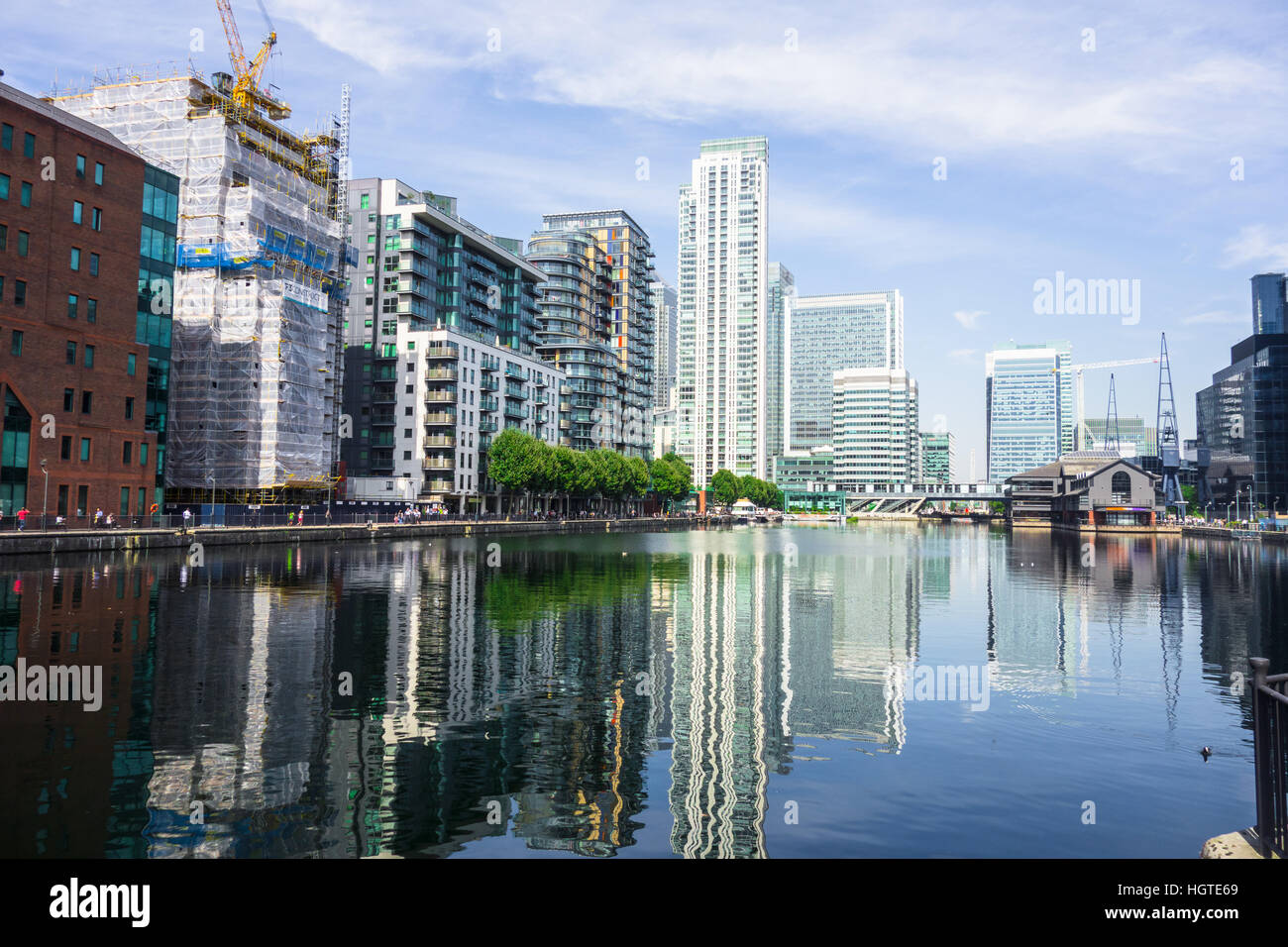 South quay crossharbour hi-res stock photography and images - Alamy