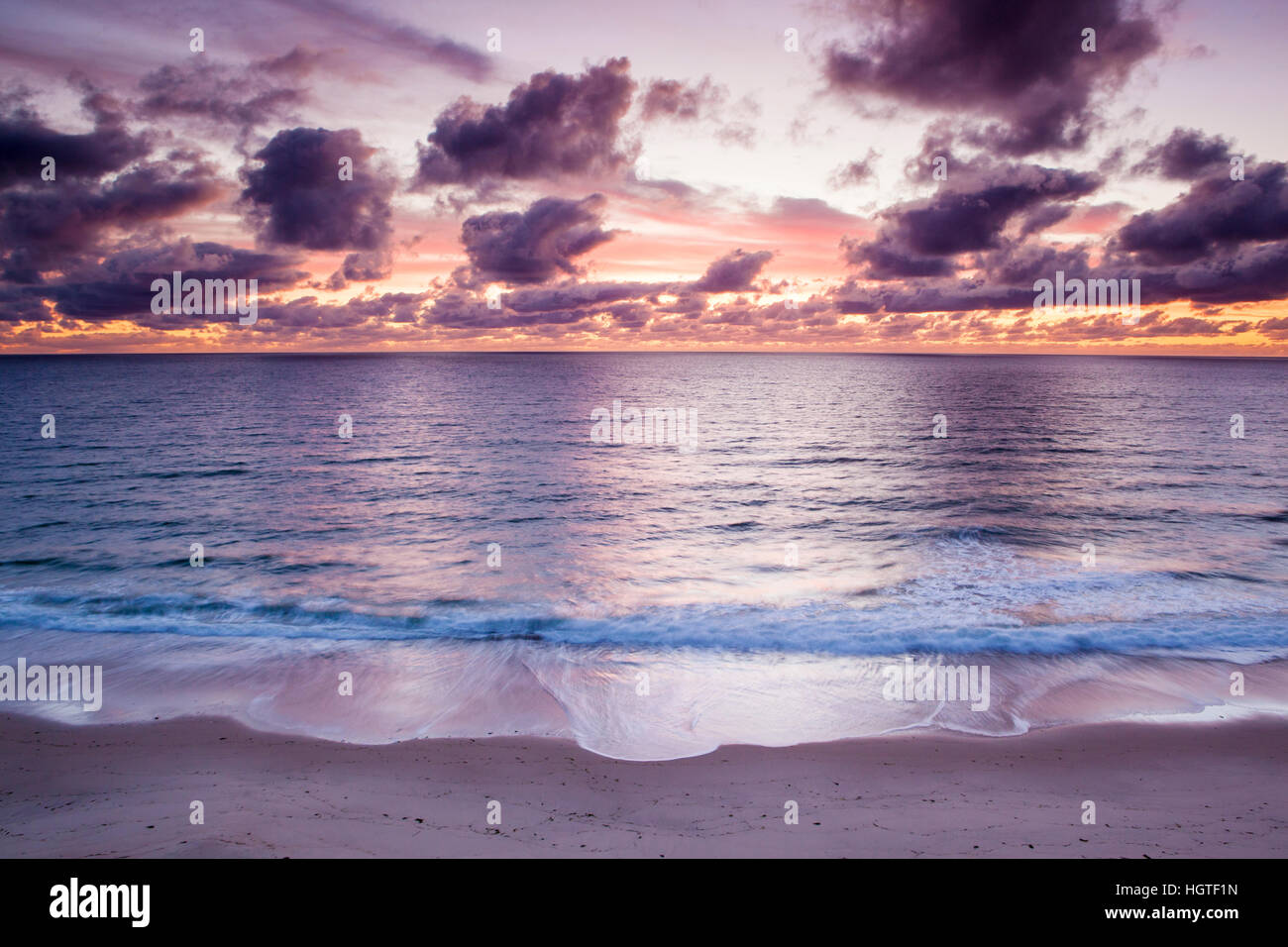 Sunrise cape cod national seashore hi-res stock photography and images ...