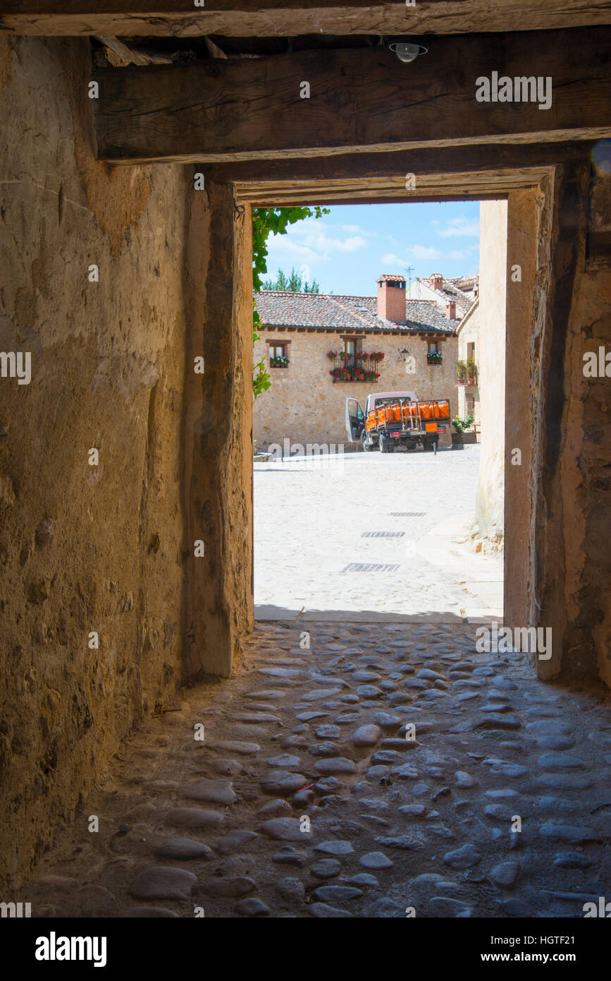 View through an open door hi-res stock photography and images - Alamy