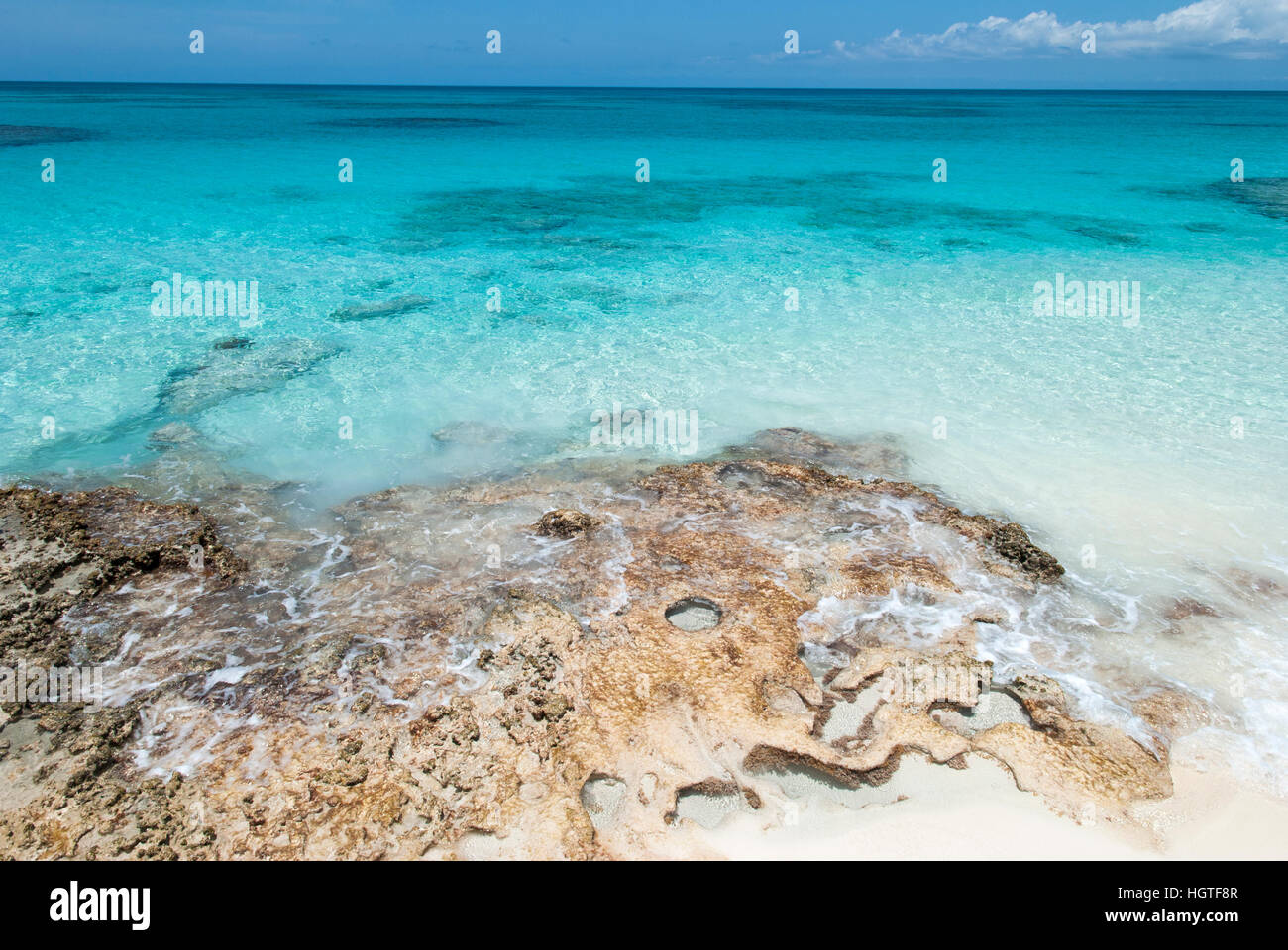 Crystal clear waters of Caribbean Sea on Half Moon Cay island beach ...