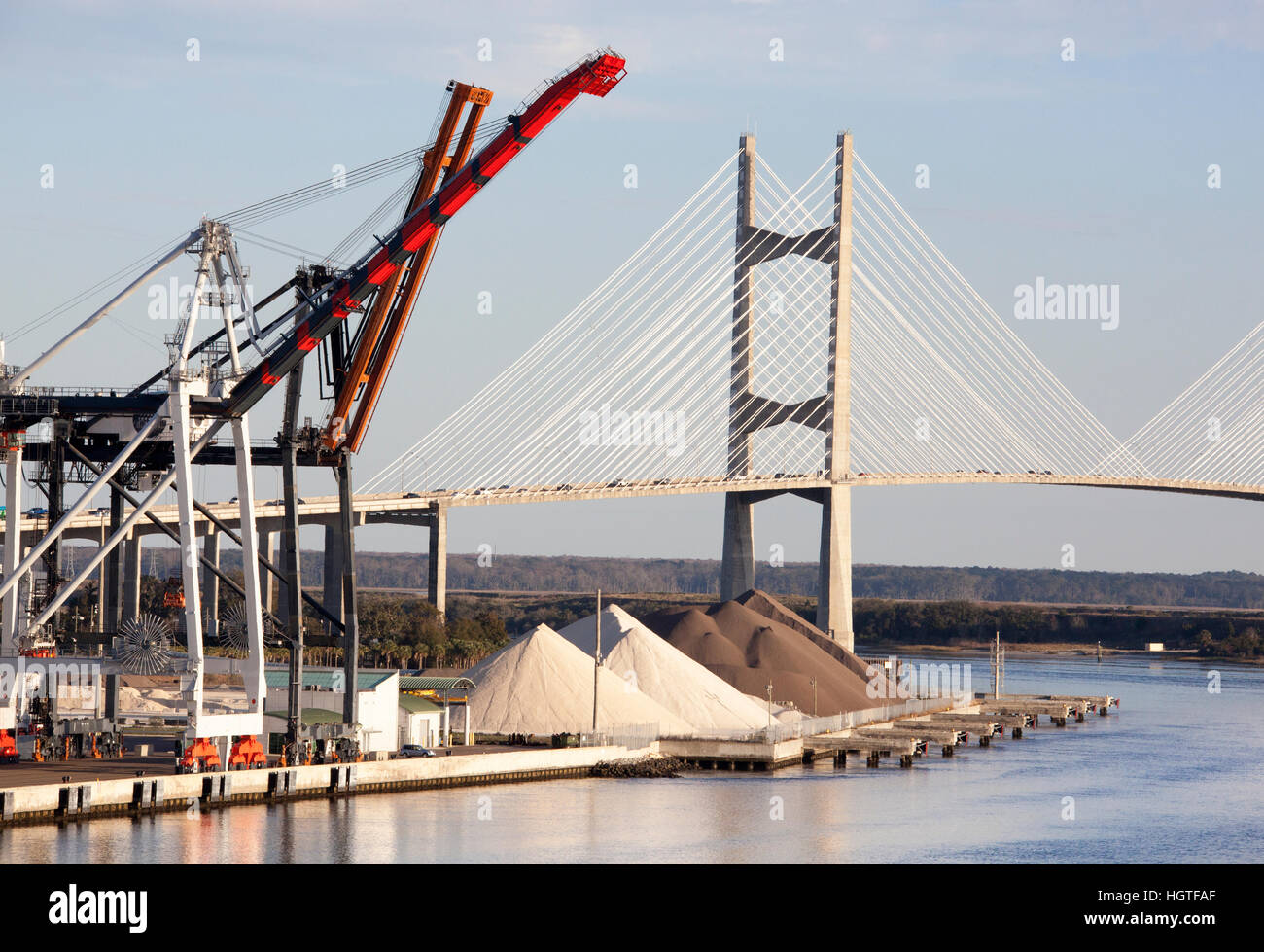 Industrial bridge city port hi-res stock photography and images - Alamy
