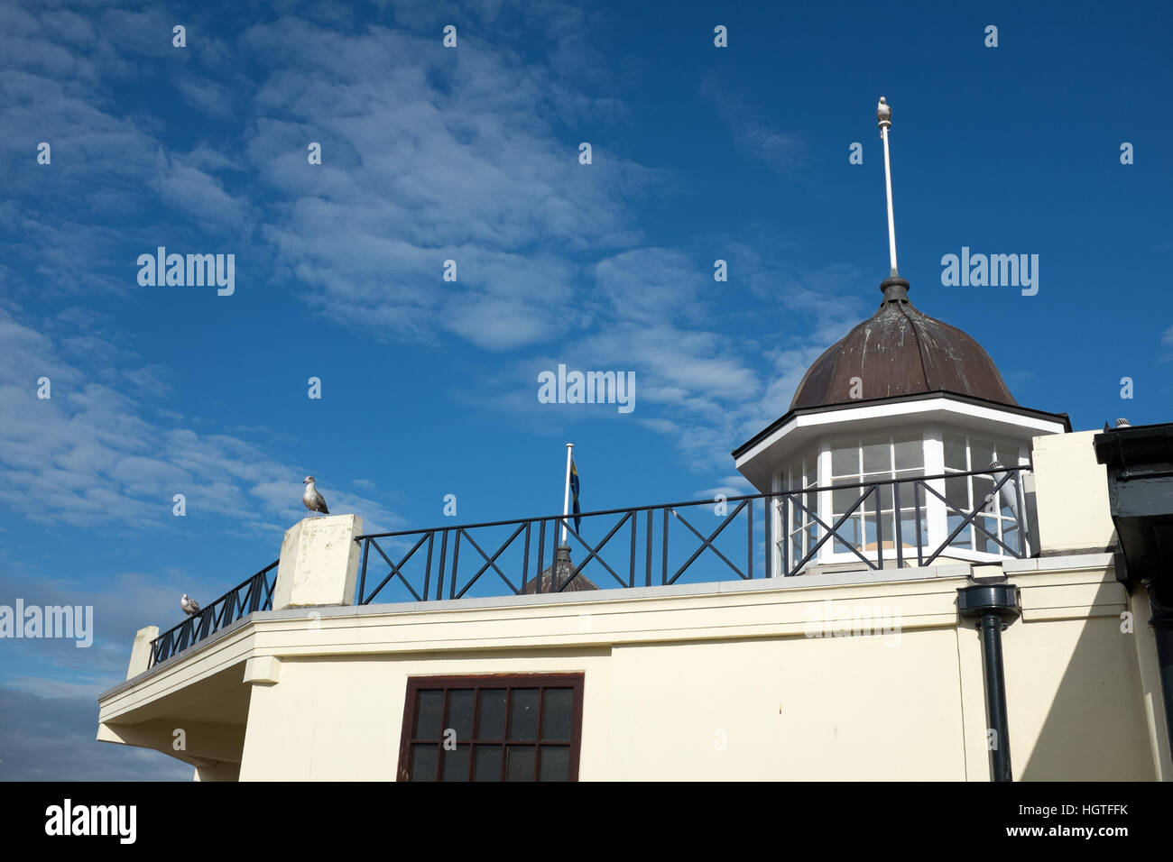 Herne Bay Central Bandstand with bright blue sky and Seagulls Stock ...
