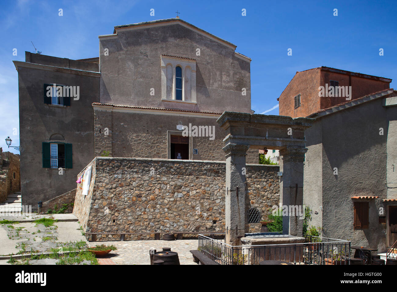 Giglio castello church hi-res stock photography and images - Alamy