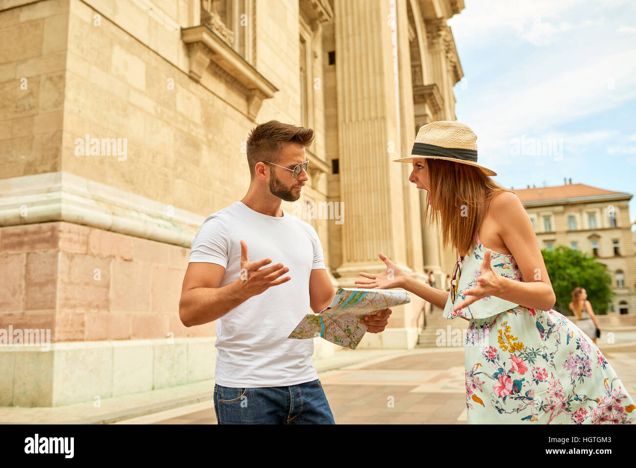 Couple map argue High Resolution Stock Photography and Images - Alamy