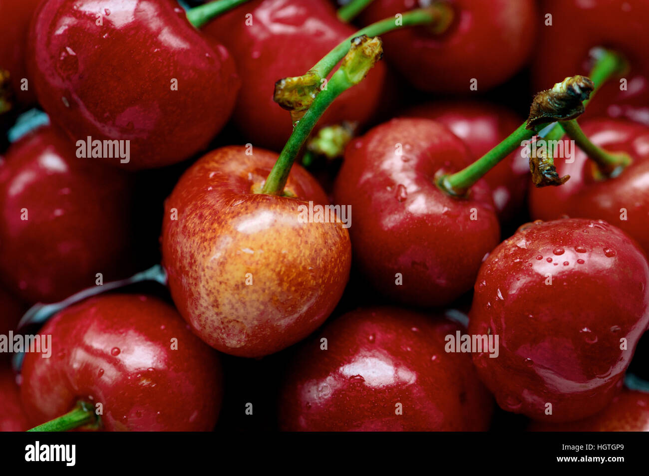 Raw vegetari hi-res stock photography and images - Alamy