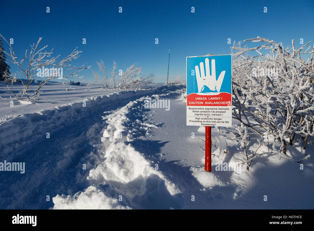 White mountains warning sign hi-res stock photography and images - Alamy