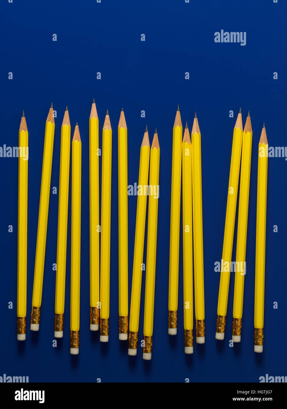 Yellow pencil hi-res stock photography and images - Alamy