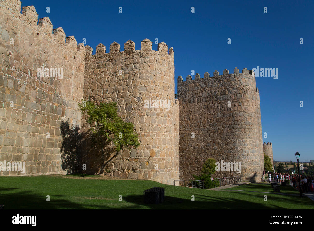 Crenellated wall hi-res stock photography and images - Alamy