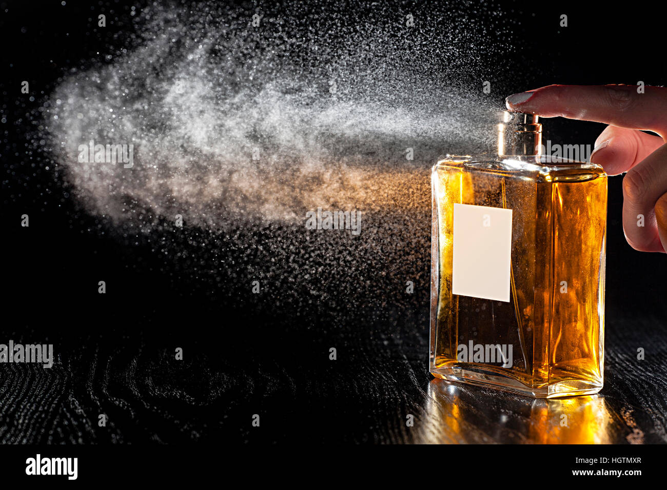 Perfume hi-res stock photography and images - Alamy