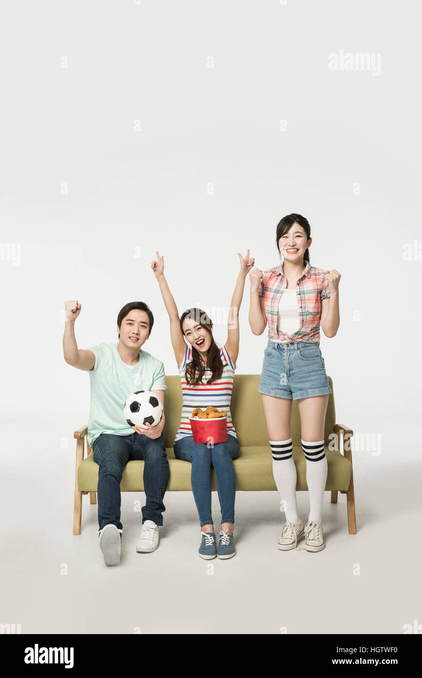 Young women cheering for team hi-res stock photography and images - Alamy