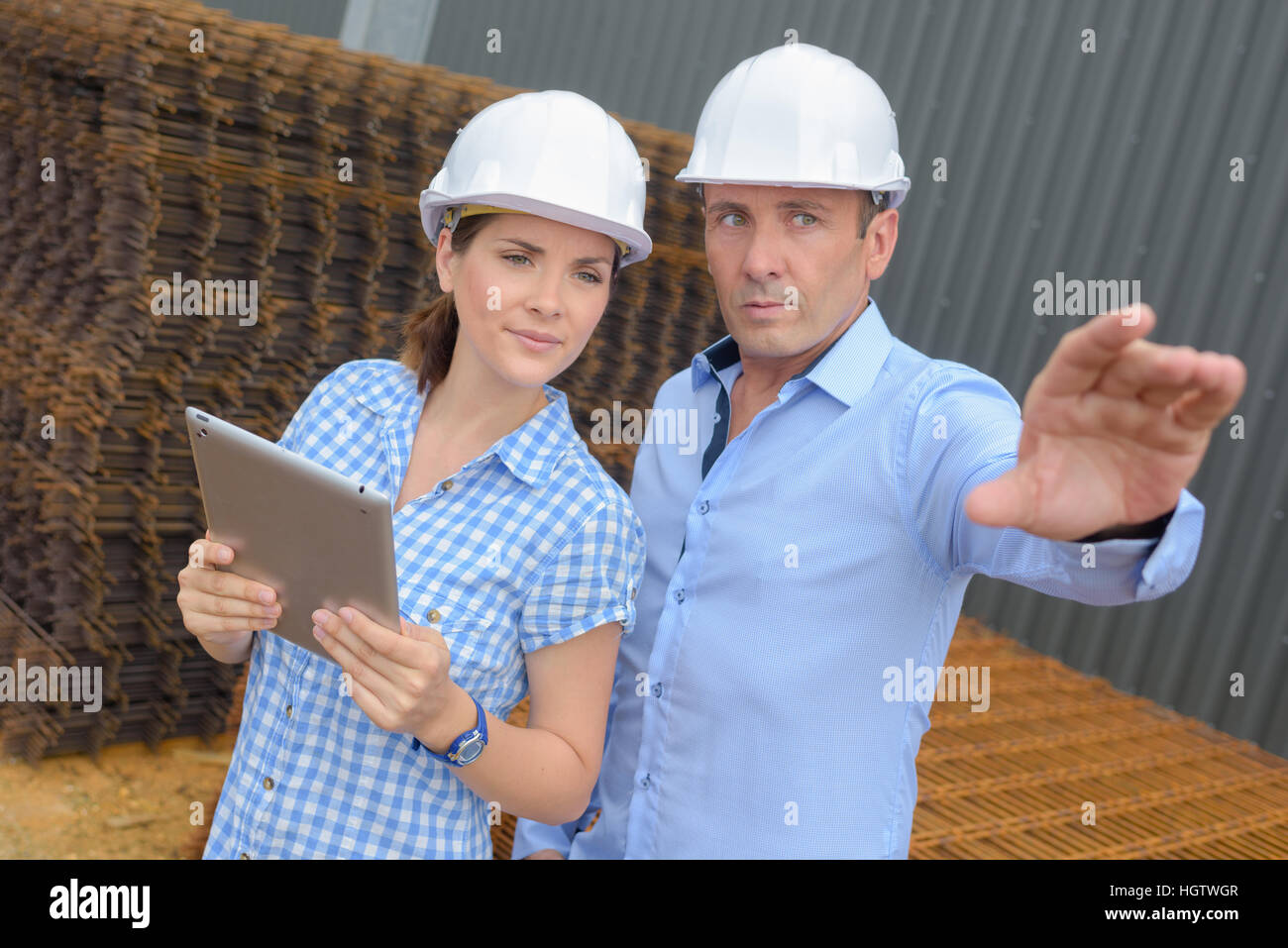 Man with tab at work hi-res stock photography and images - Alamy
