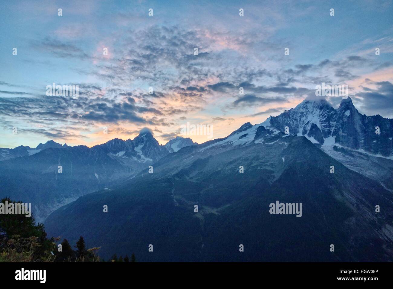 Mont blanc range hi-res stock photography and images - Alamy