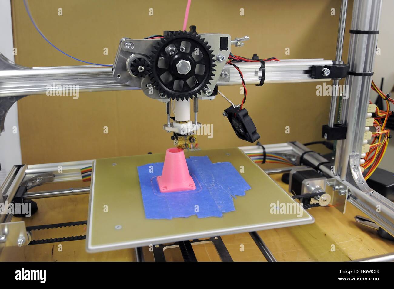 Physical detail hi-res stock photography and images - Alamy