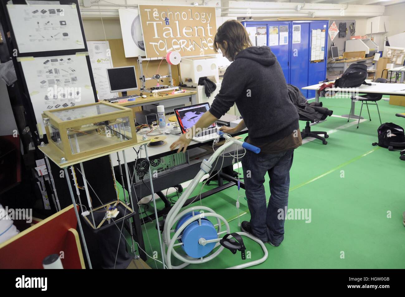 Phi.Co Lab, Physical Computing research laboratory of Design Department ...