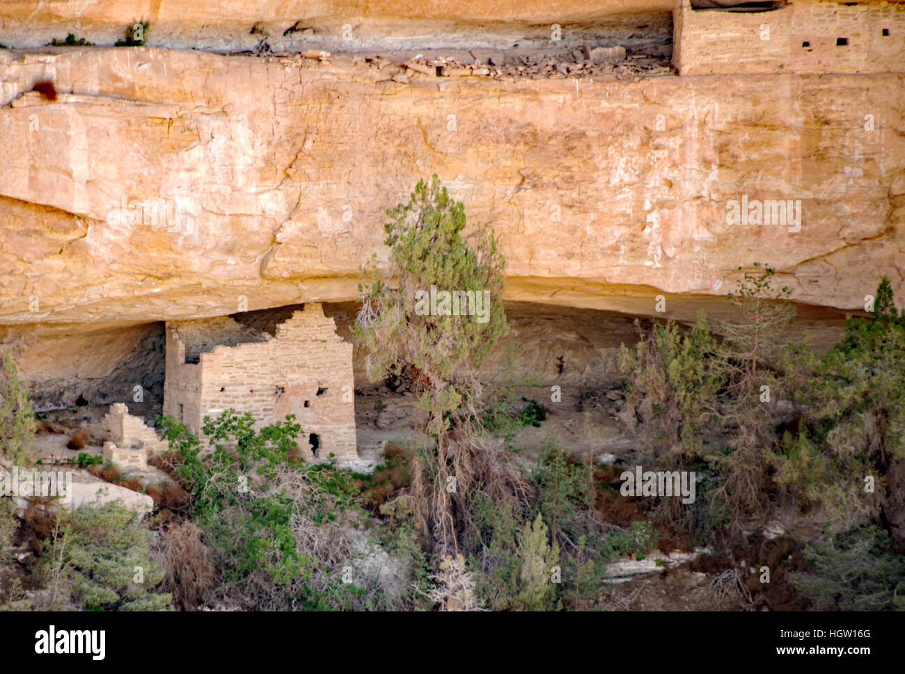 Ancient Native American Cliff Dwellings, Mesa Verde Archeological ...