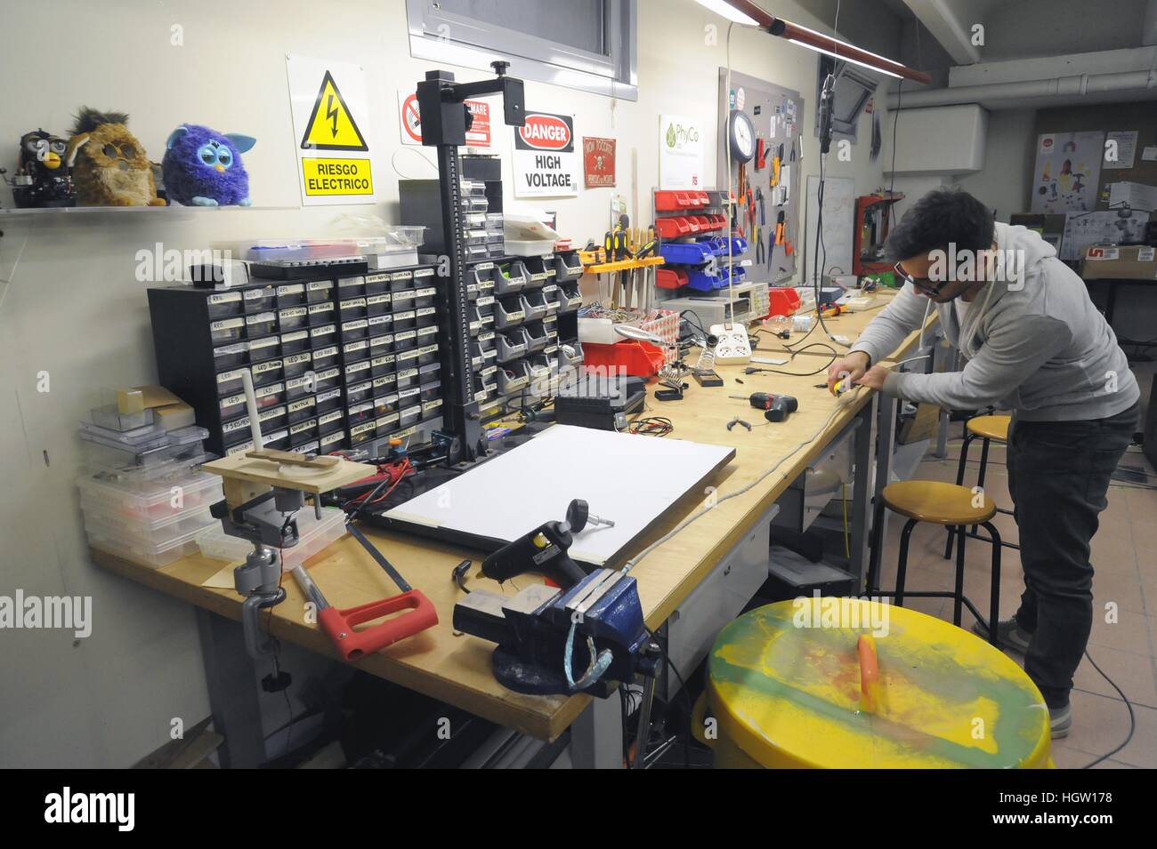 Phi.Co Lab, Physical Computing research laboratory of Design Department ...