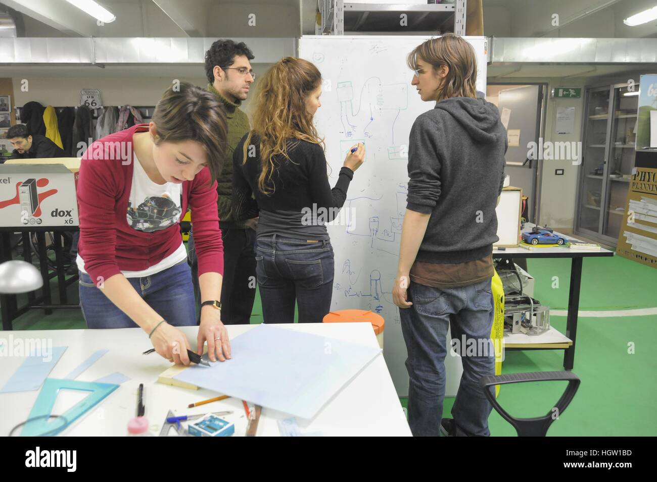 Physical systems hi-res stock photography and images - Alamy