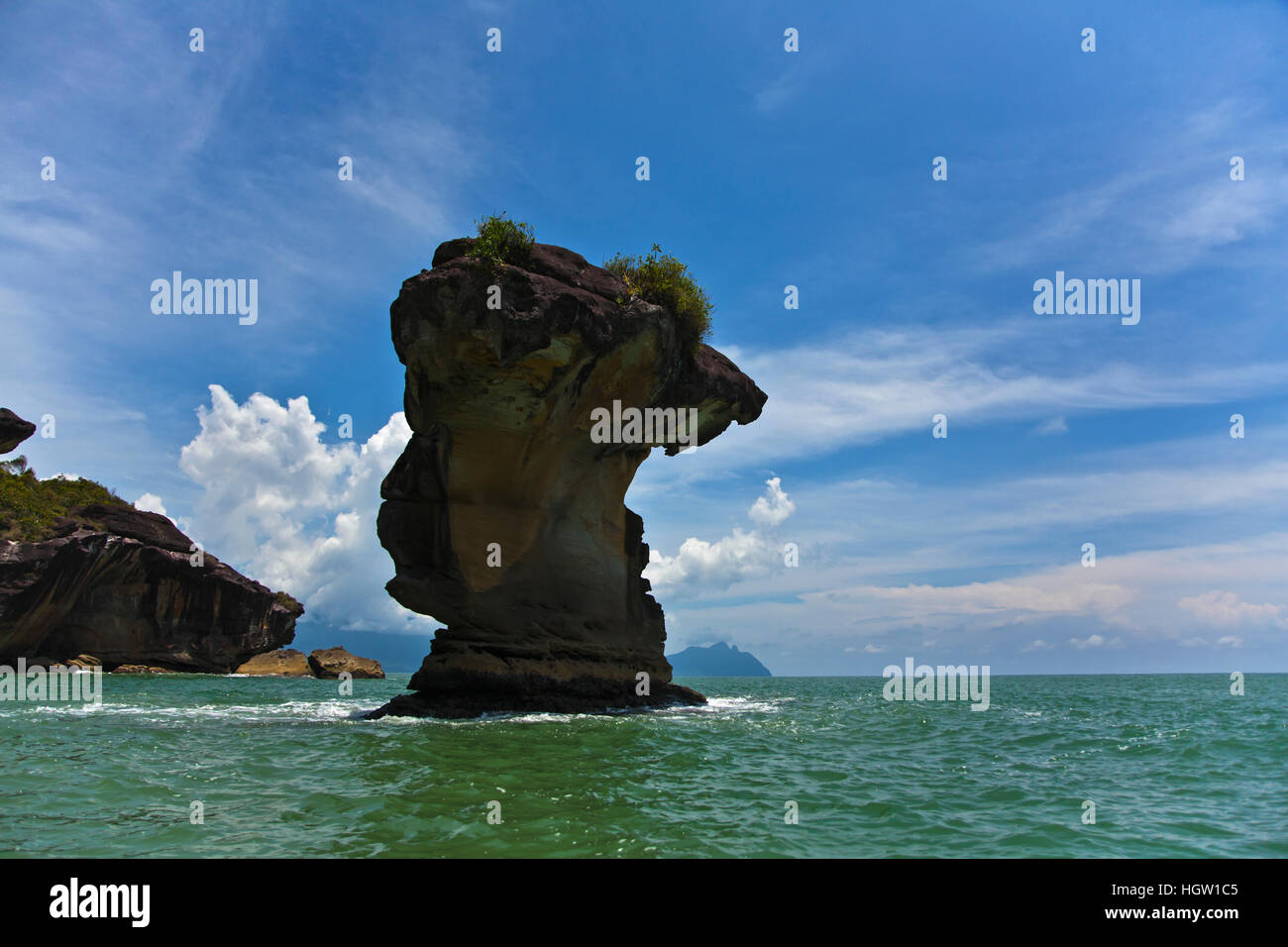 Bako national park sea stacks hi-res stock photography and images - Alamy
