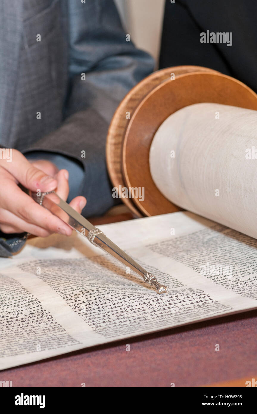 15 year old boy hi-res stock photography and images - Alamy