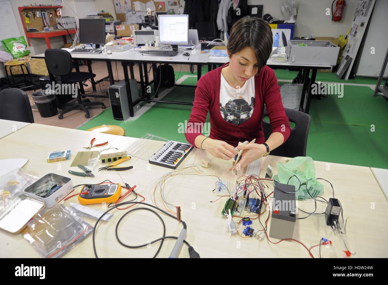 Innovation design students work hi-res stock photography and images - Alamy