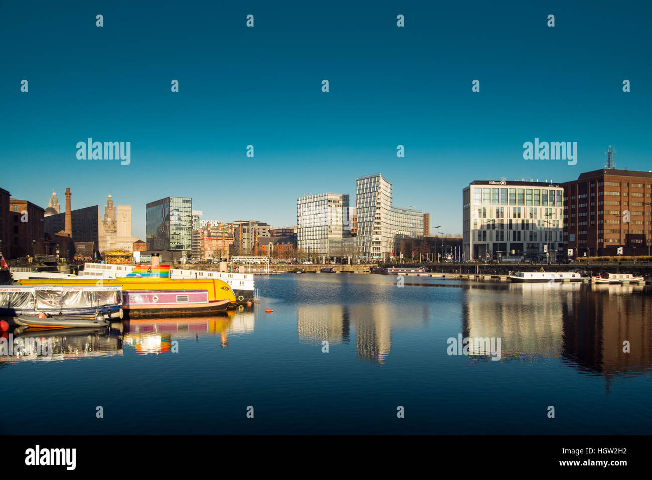 Albert dock, Merseyside, Liverpool on a bright sunny day Stock Photo ...