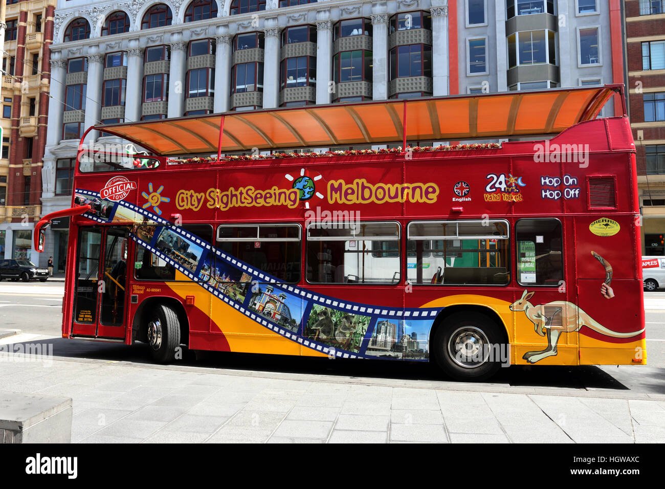 Melbourne bus hi-res stock photography and images - Alamy