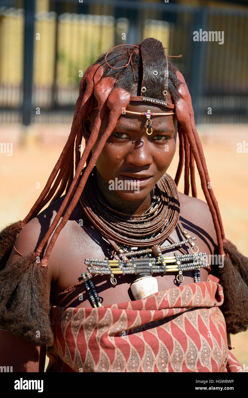 Himba woman hi-res stock photography and images - Alamy
