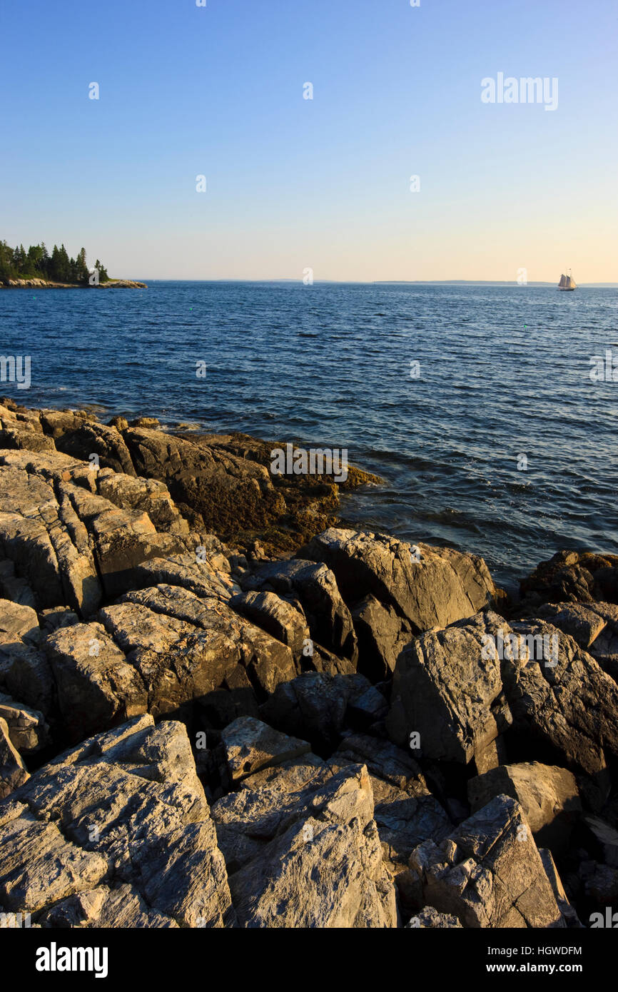 The coastal scenery of Whistler Cove on Maine's Great Cranberry Island ...
