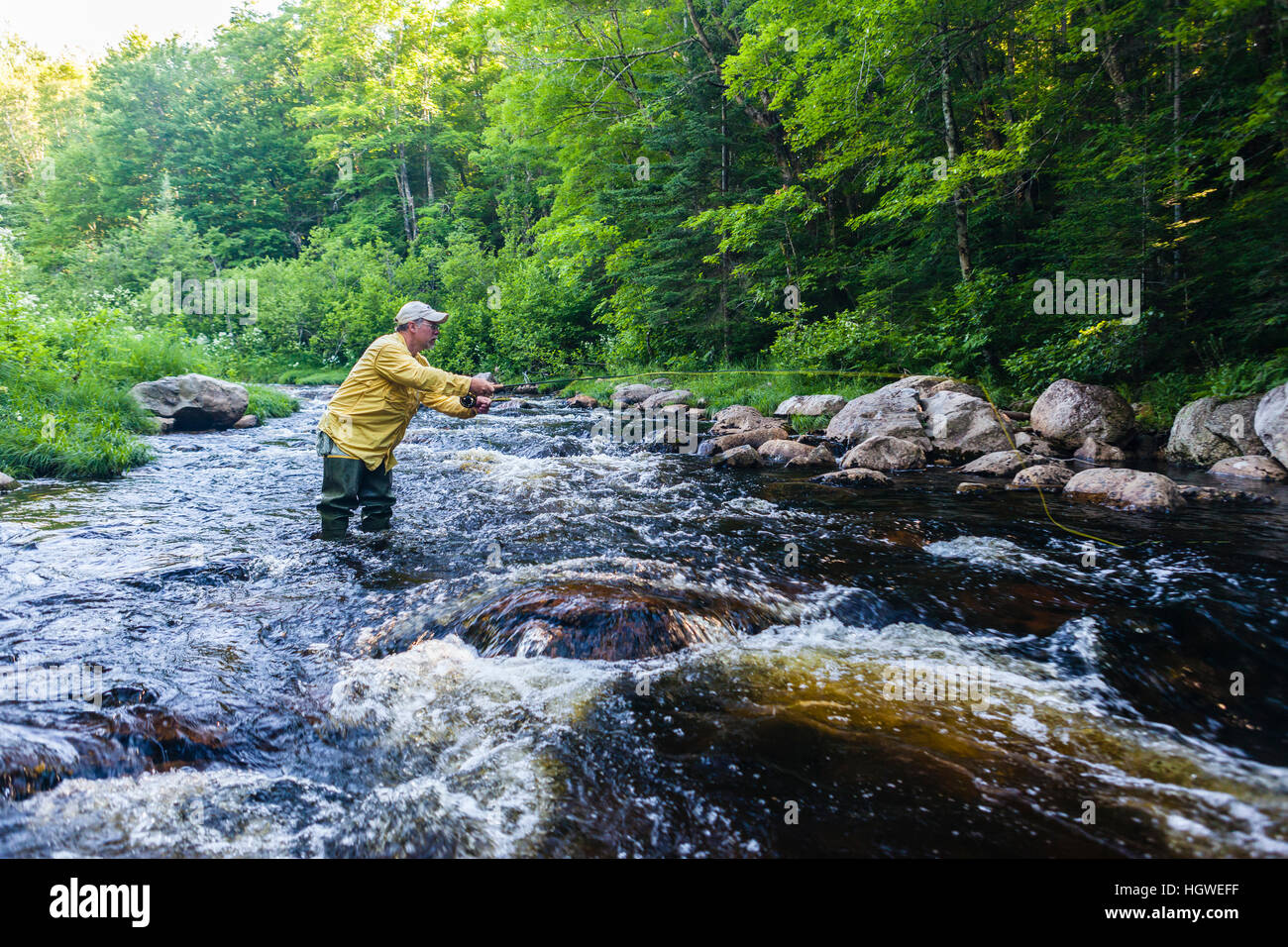 Fly fishing in maine hi-res stock photography and images - Alamy