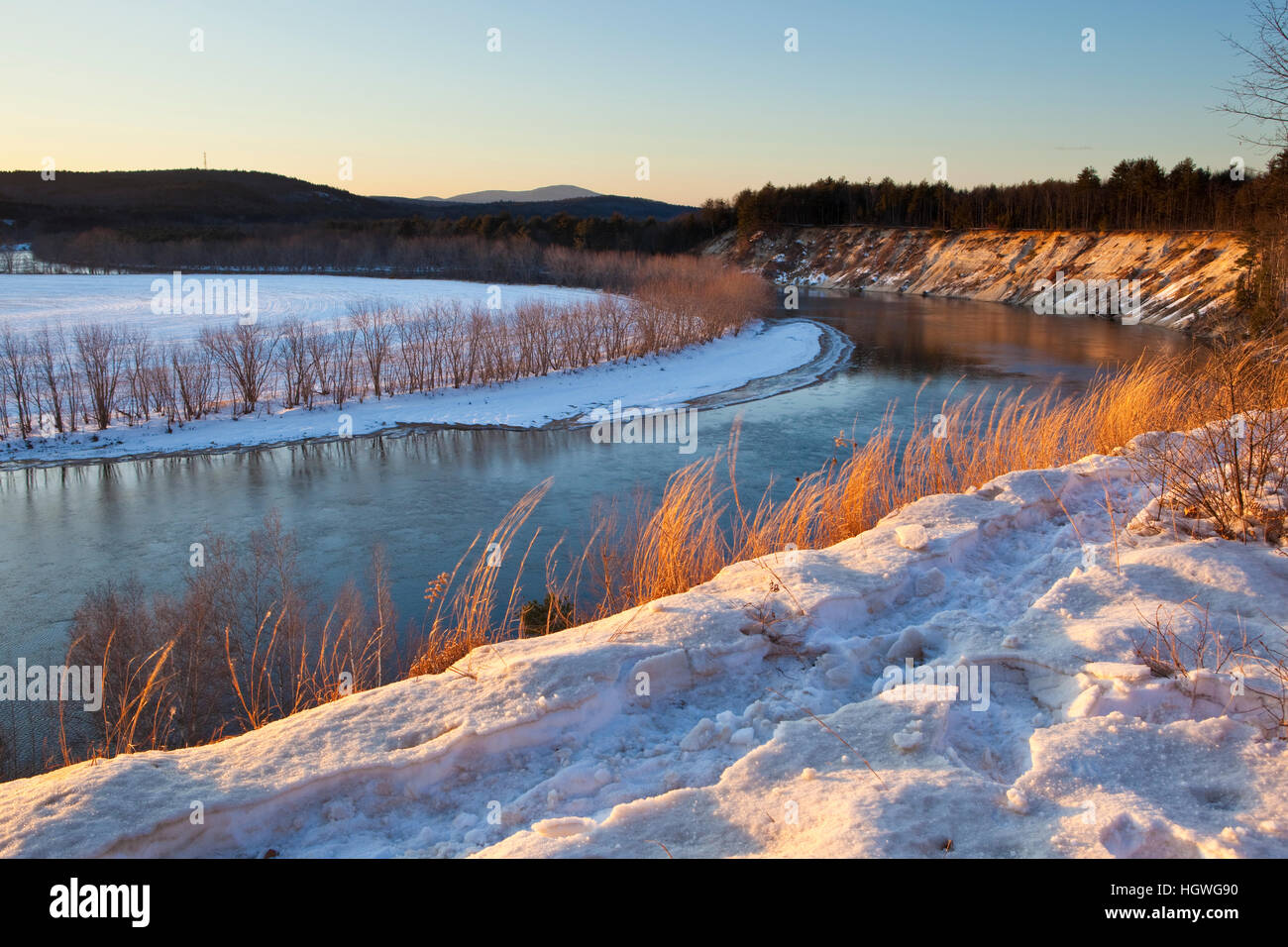 View of the merrimack river hi-res stock photography and images - Alamy