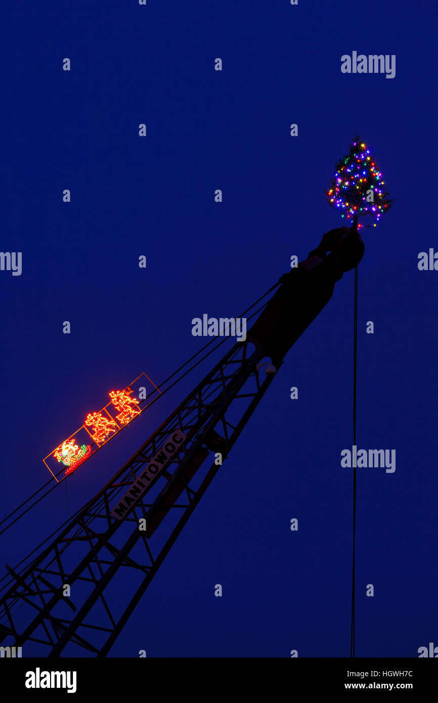 Santa claus on crane santa hi-res stock photography and images - Alamy