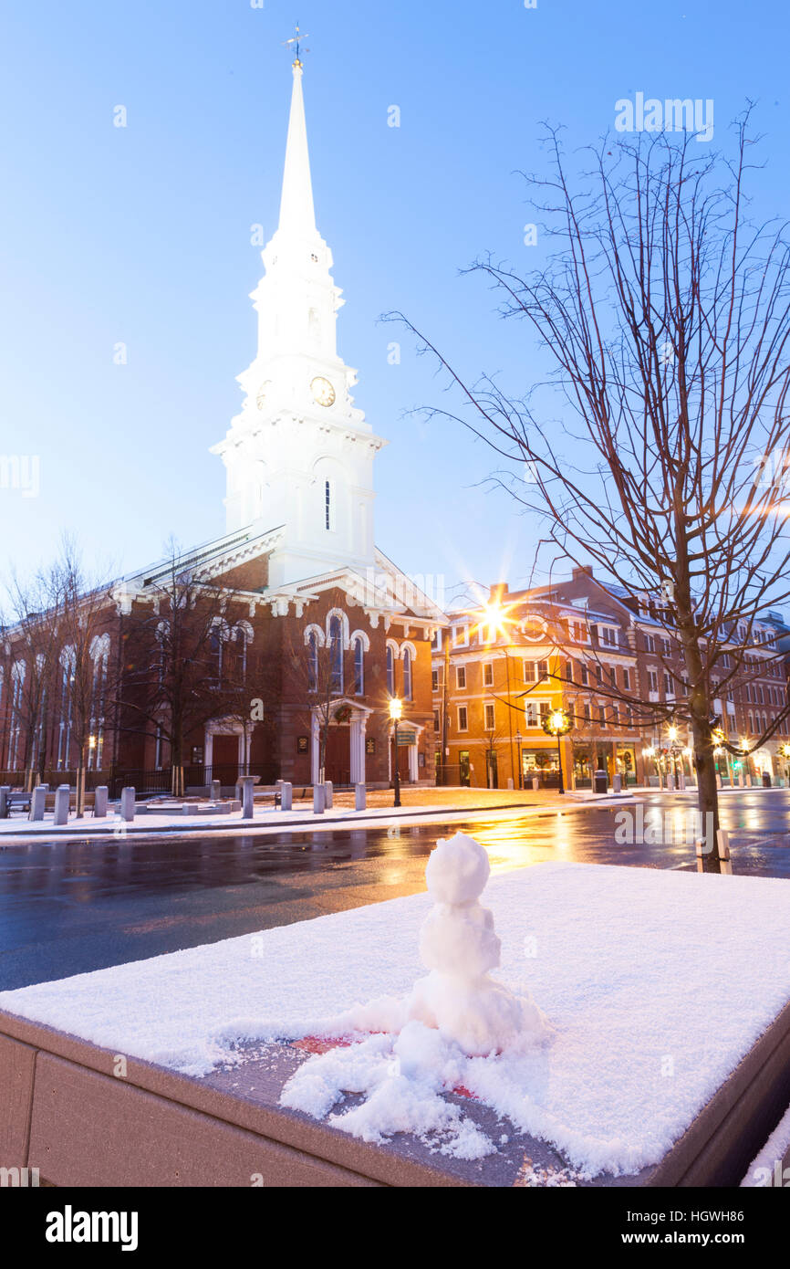 Portsmouth new hampshire market square hi-res stock photography and ...