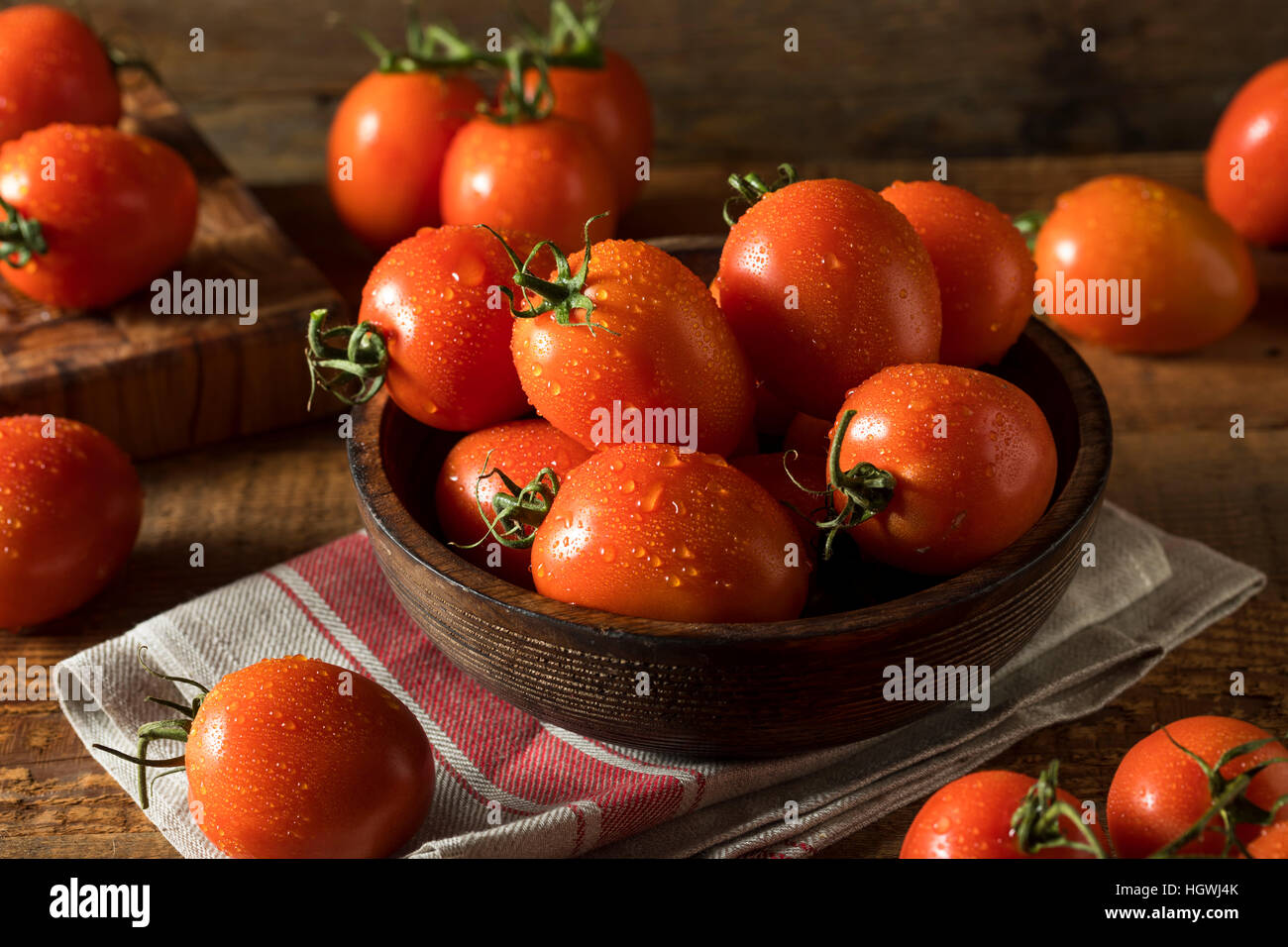 Roma tomatoes hi-res stock photography and images - Alamy