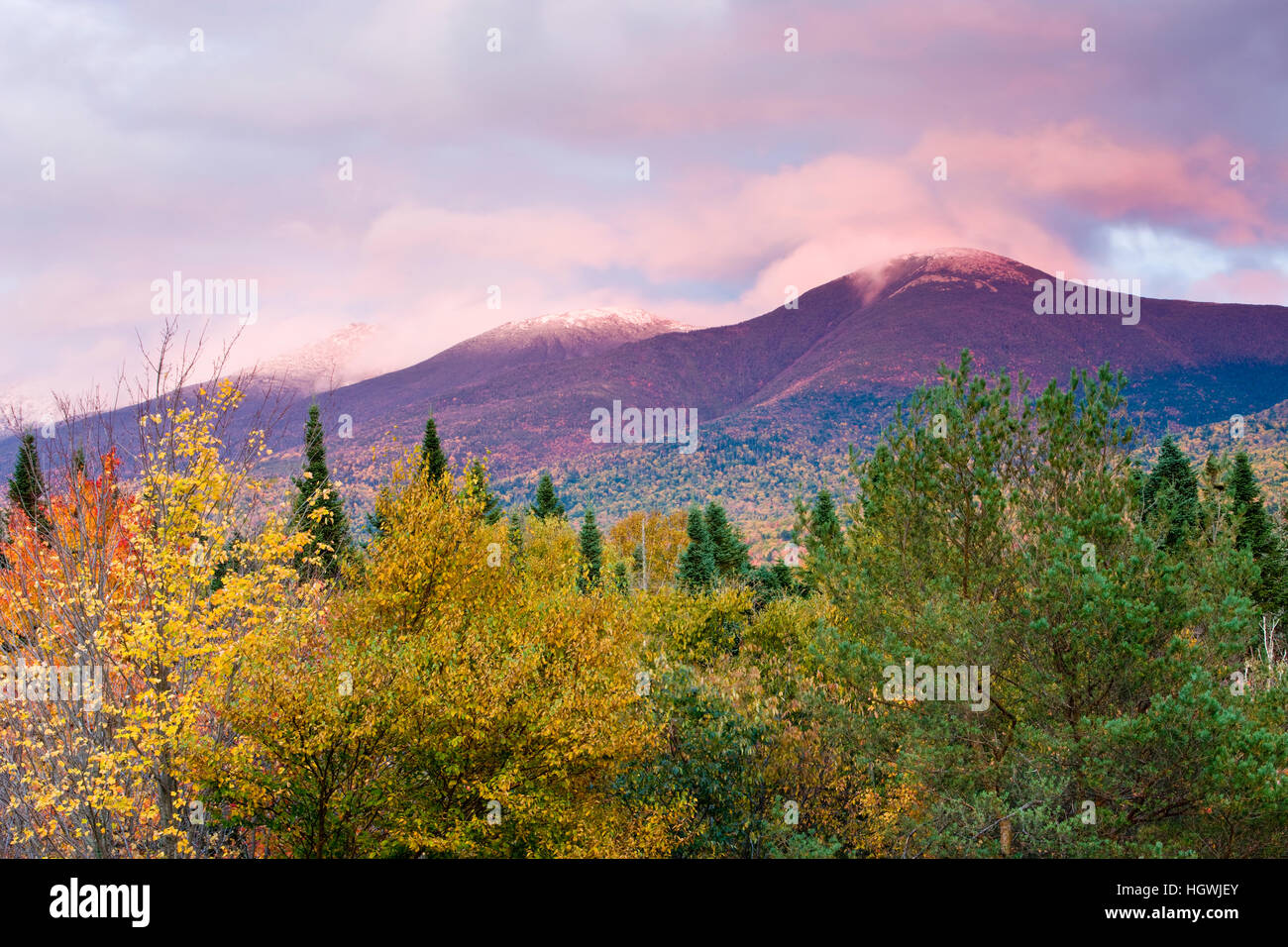 Fall foliage in New Hampshire's White Mountains. The southern ...