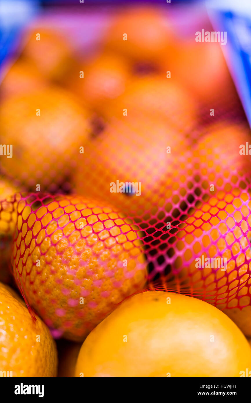 Box mandarin oranges hi-res stock photography and images - Alamy
