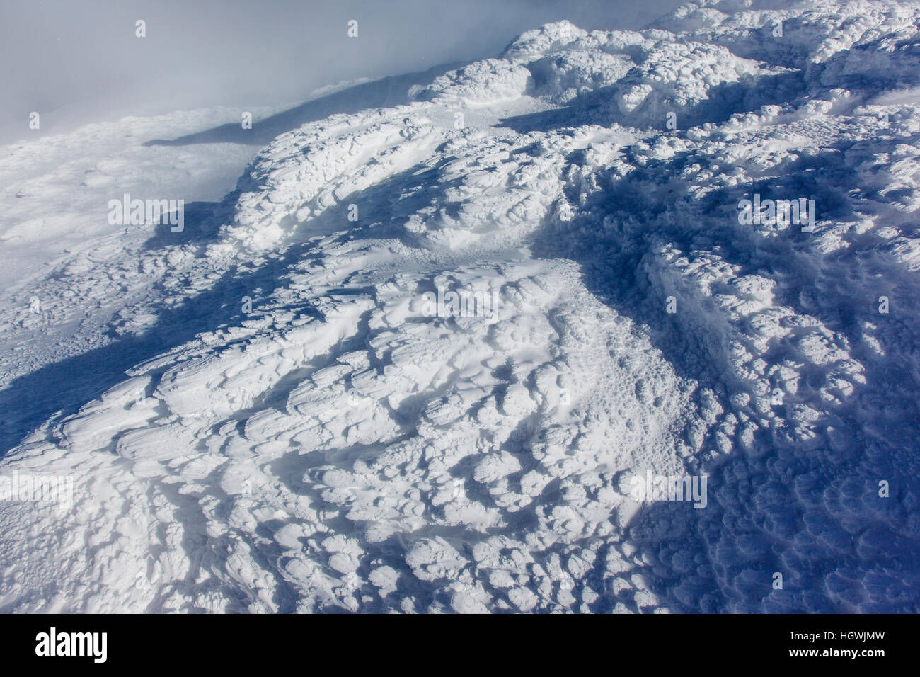 Rime ice on the summit of New Hampshire's Mount Washington in winter ...