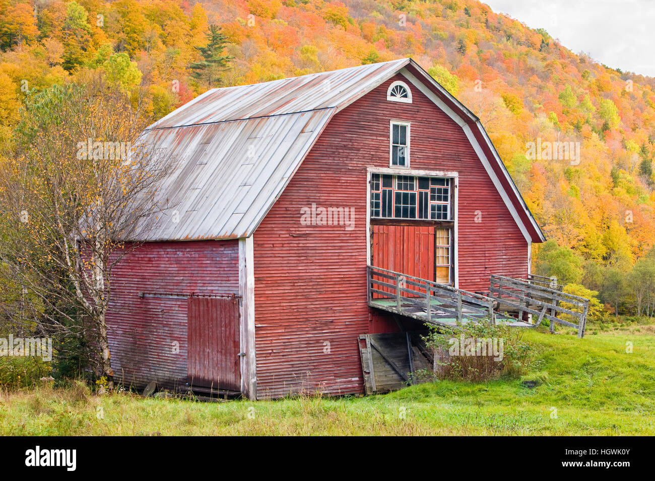 A barn in Vermont's Green Mountains. Hancock, Vermont Stock Photo - Alamy