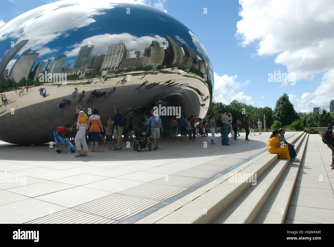 "Cloud Gate" (The Bean) sculpture in Millennium Park in downtown ...