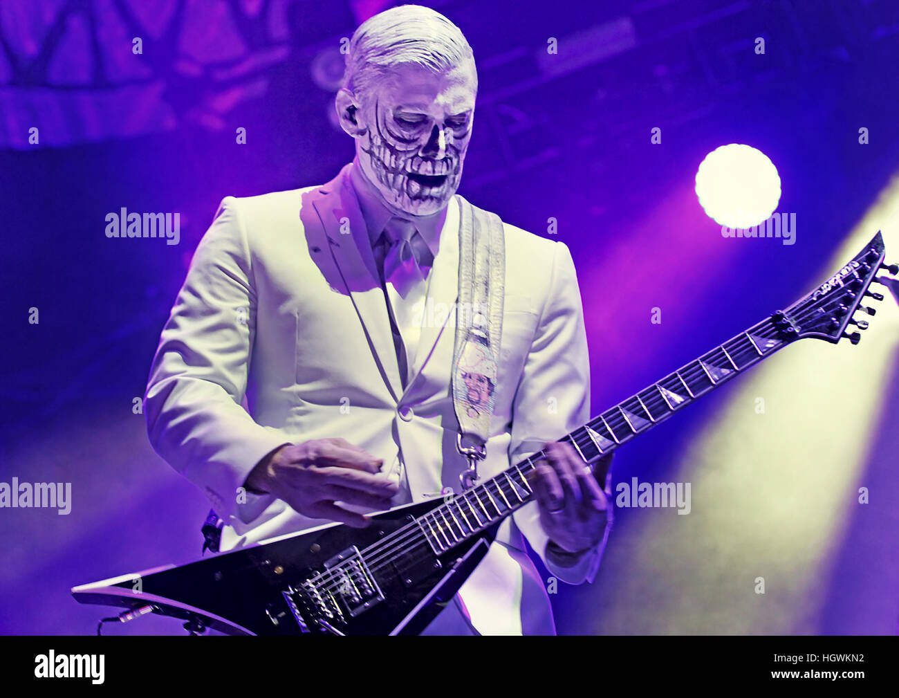 Limp Bizkit performing at Manchester Arena Featuring: Limp Bizkit, Wes ...